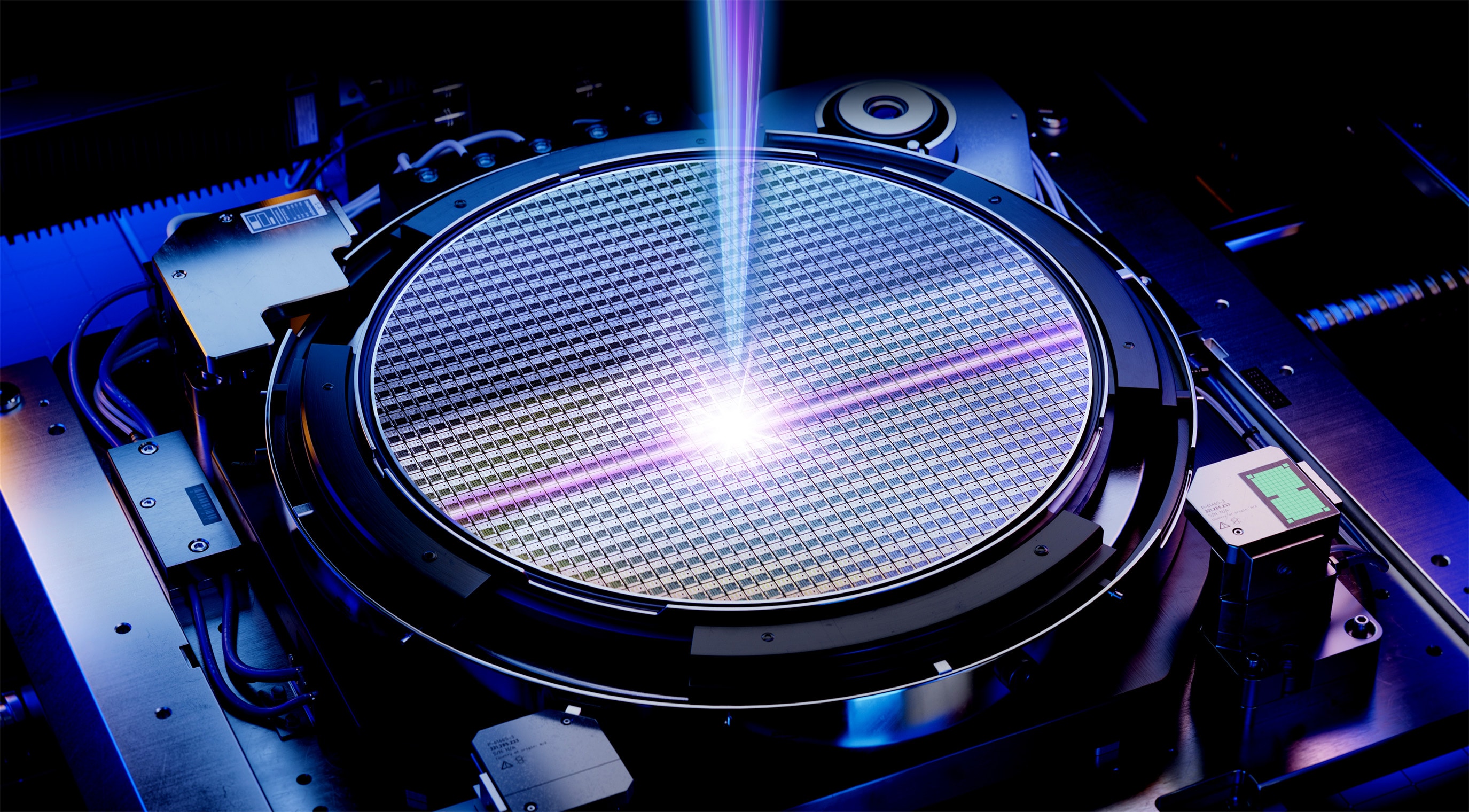 半導体の微細化に不可欠なEUV露光技術の現状とこれから | サイエンス リポート | TELESCOPE magazine | 東京エレクトロン